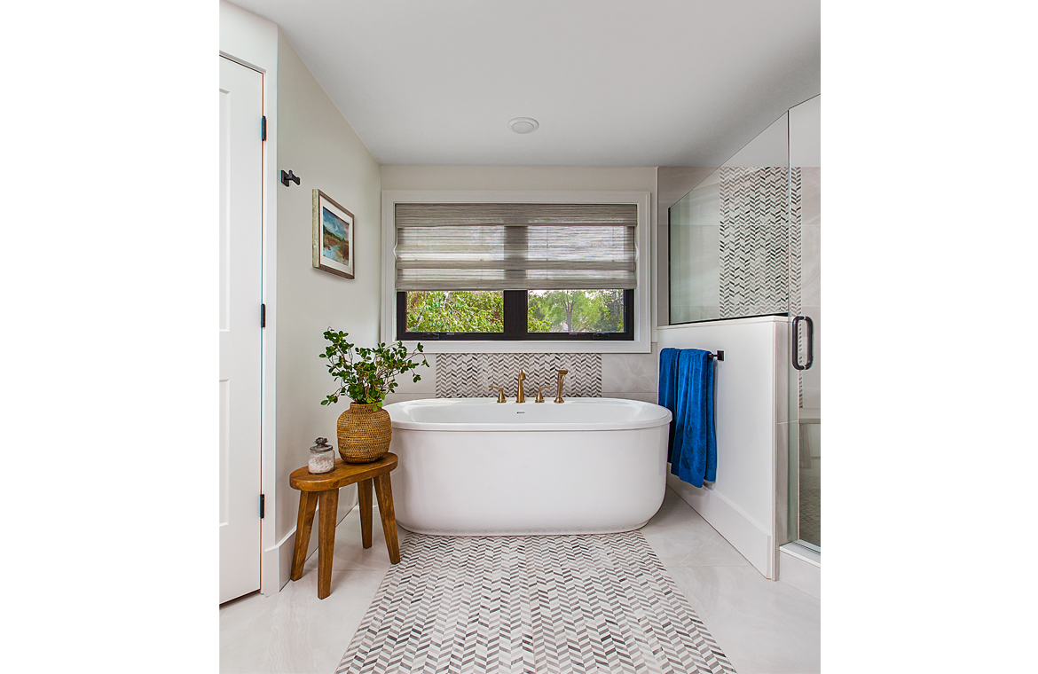 Serenely Spacious Oasis - Authentic Kitchen & Design